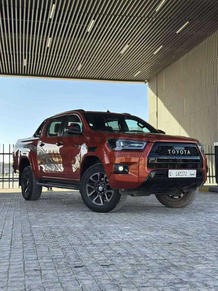 TOYOTA ADVENTURE 2021 | ليبوزل